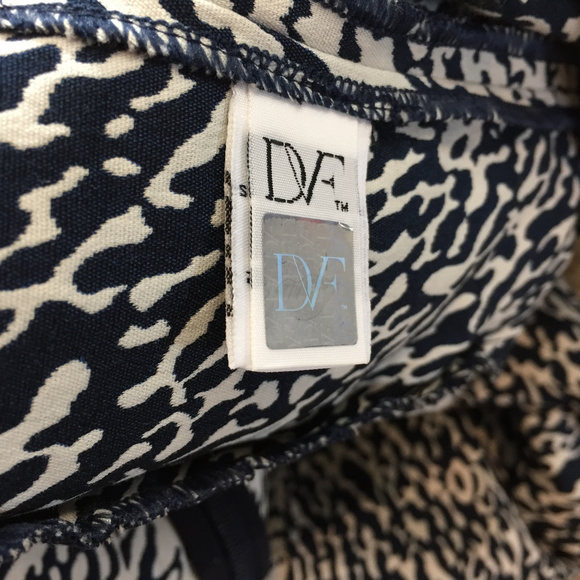 Diane Von Furstenberg | Dresses | Dvf M 8 Navy Blue Ivory Print Dress ...